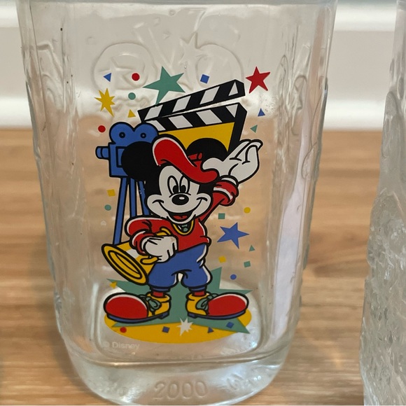 Disney | Dining | Mickey Mouse Square Mcdonalds 200s Glass Cups Set Of ...